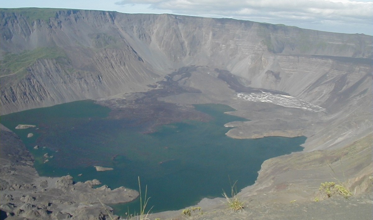 Galápagos Volcanoes Above and Below the Waves – Galápagos Deep 2023 ...